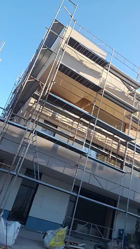 KOMAN SKAL | Σκαλωσιές Ενοικίαση – Τοποθέτηση – Ικριώματα – Εξέδρες ...